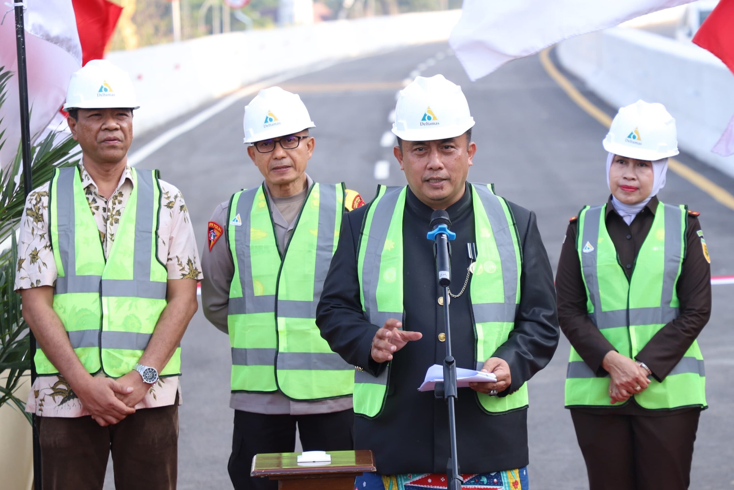 Pj Bupati Dedy Supriyadi Resmikan Jembatan Layang Deltamas Bhagasasi ...
